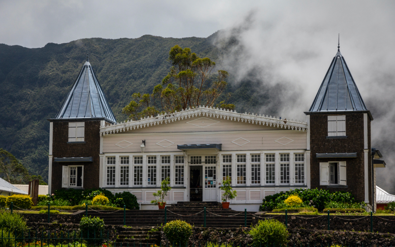 Cases Créole: Charme et Tradition à l'Île de La Réunion - Ile de la Réunion